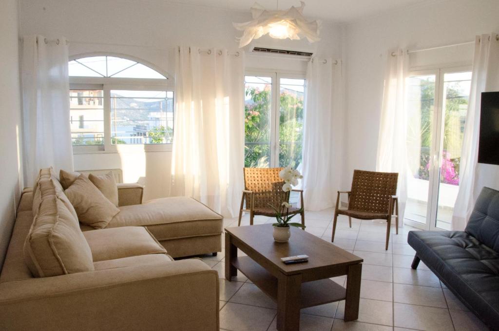 Eva's house Χαλκίδα - EviaGreece